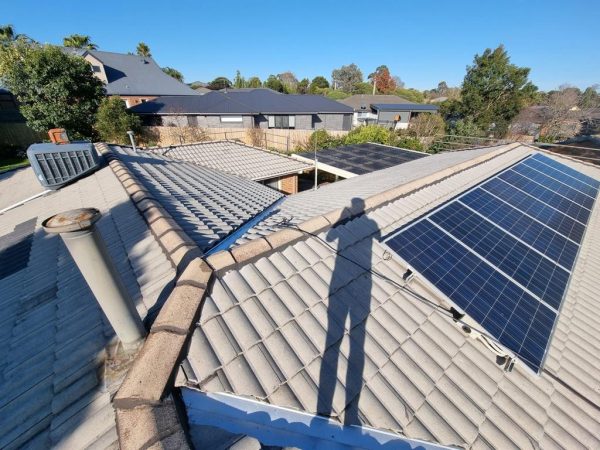 What Is The Life Expectancy Of A Tile Roof? – Royce Roofing